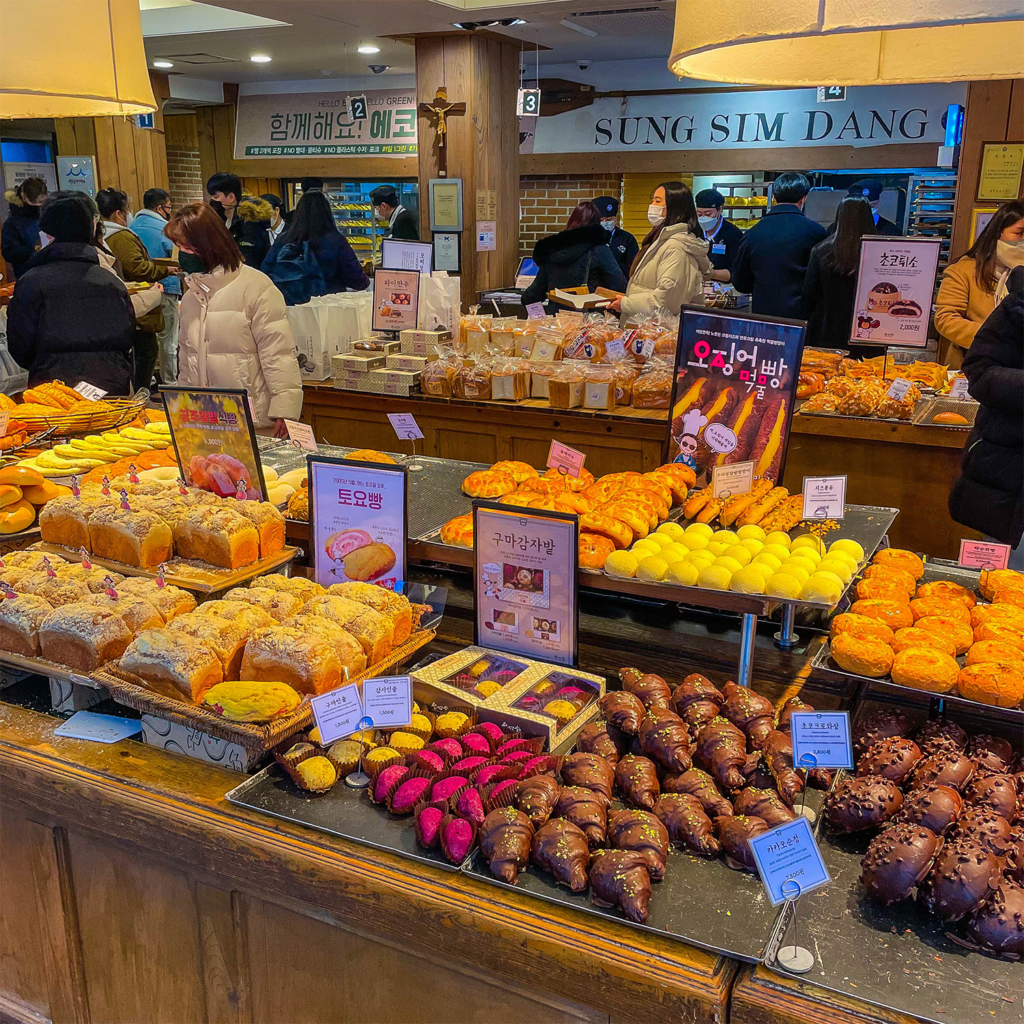 Sungsimdang (성심당/聖心堂) – Daejeon’s Bakery with a History - Interesting Korea