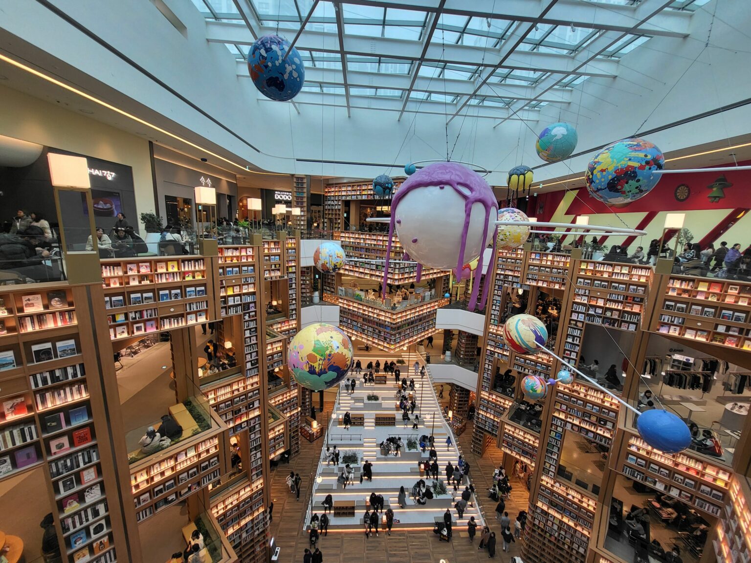 Travel to Suwon: The Second Largest and Most Vibrant City in Seoul ...